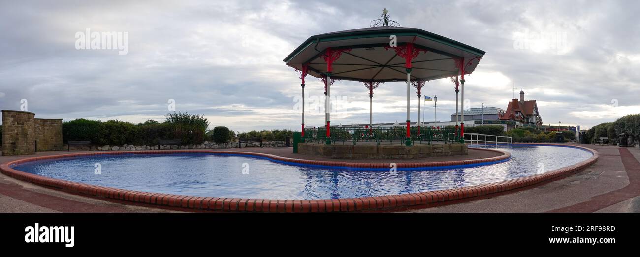 Victorian Paddling Pool on the Promenade, St Annes on Sea Stock Photo ...