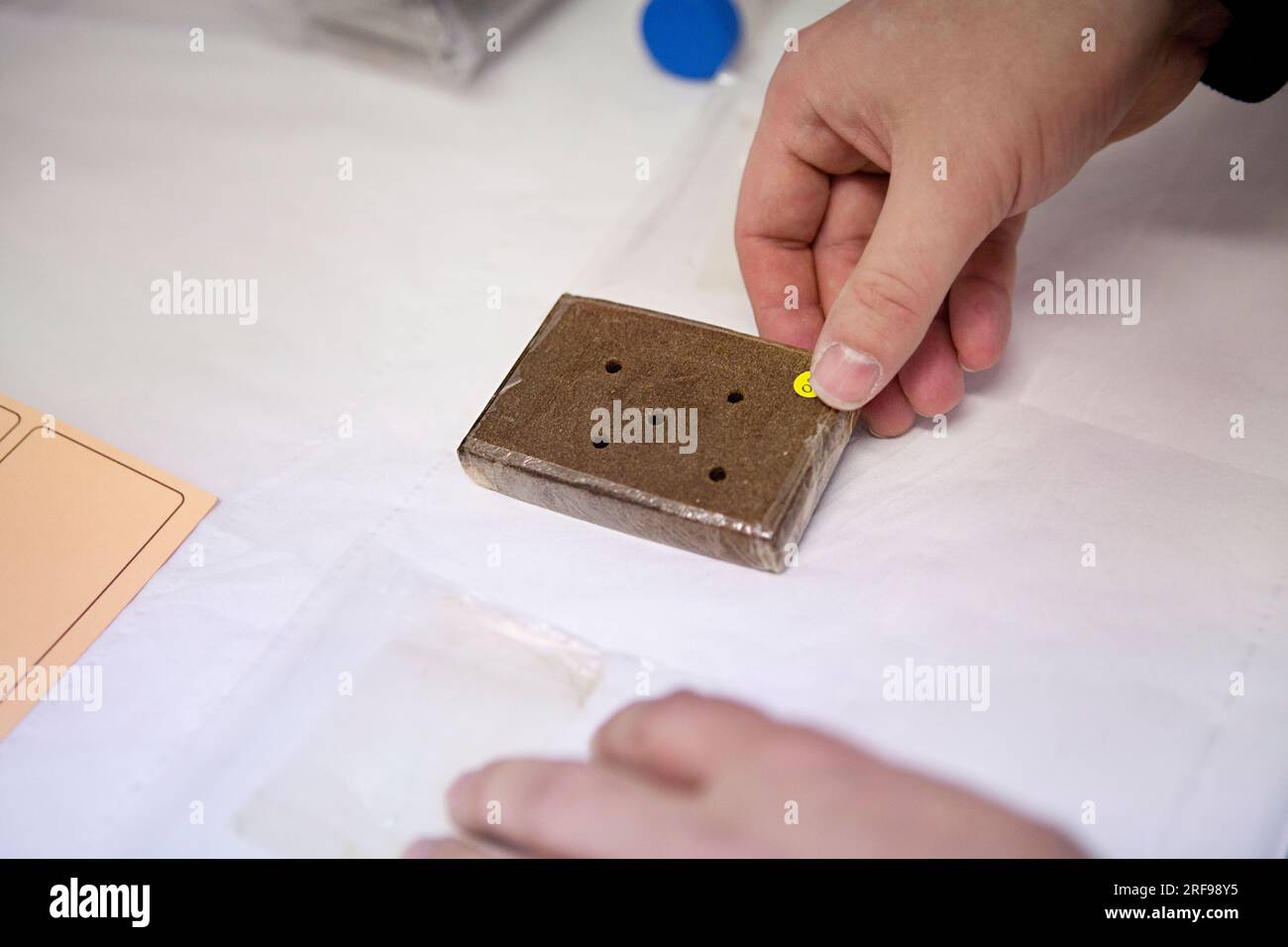 Cannabis resin hi-res stock photography and images - Alamy