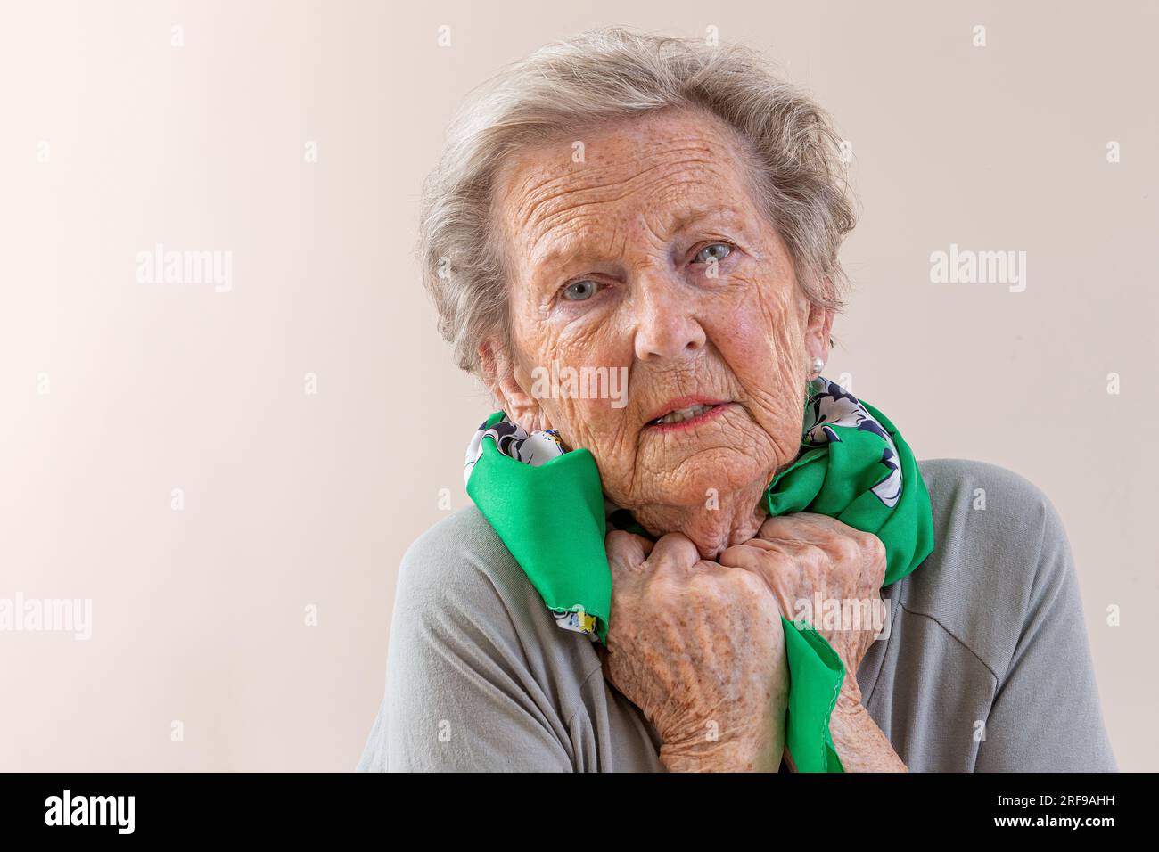 Sick woman scarf around neck hi-res stock photography and images - Alamy
