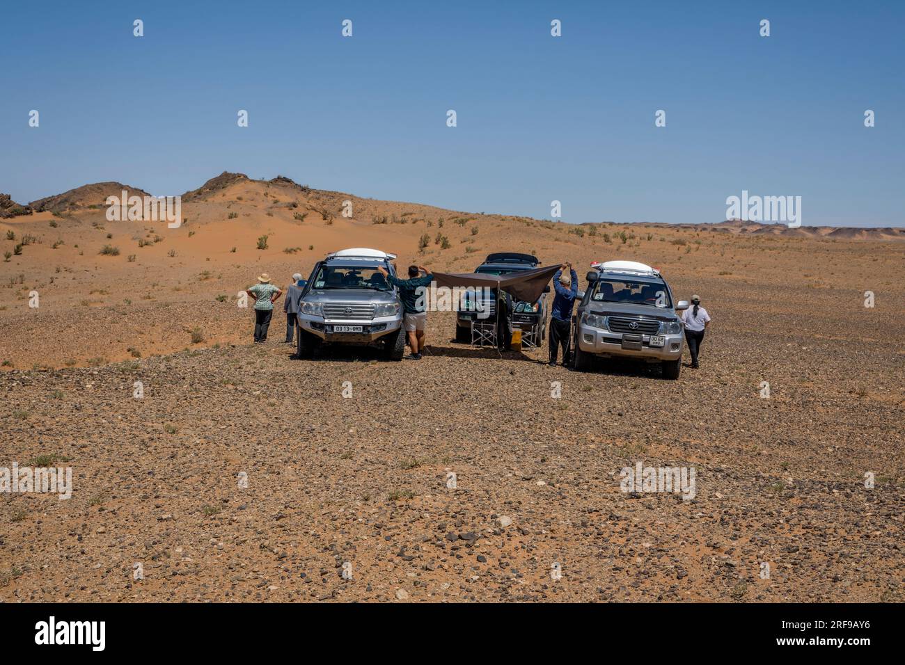Lunch setup in the Gobi Desert, which is the largest desert region in ...
