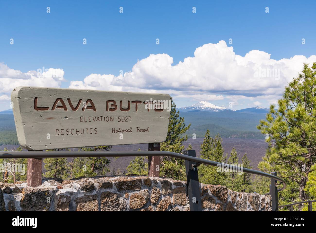 Sign on Top of Lava Butte, Oregon in the Deschutes National Forest ...