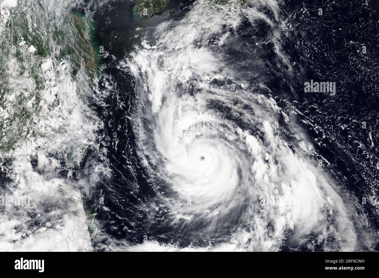China typhoon doksuri hi-res stock photography and images - Alamy