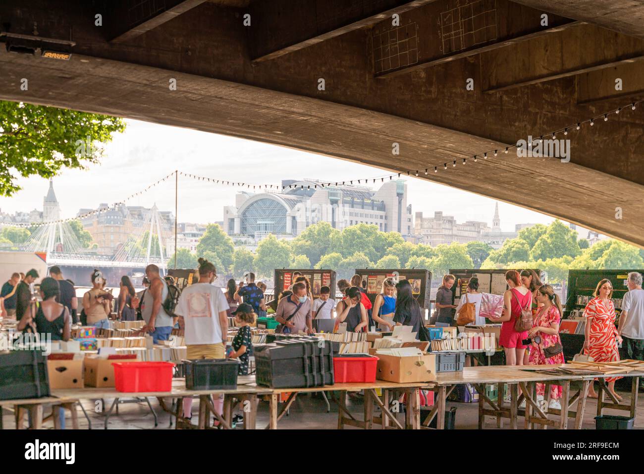 Bfi design hi-res stock photography and images - Alamy