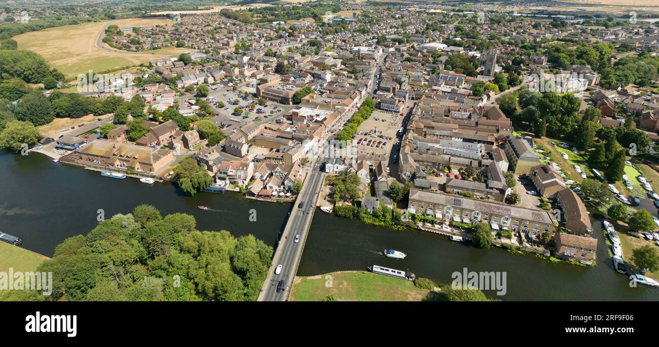 St neots aerial hi-res stock photography and images - Alamy