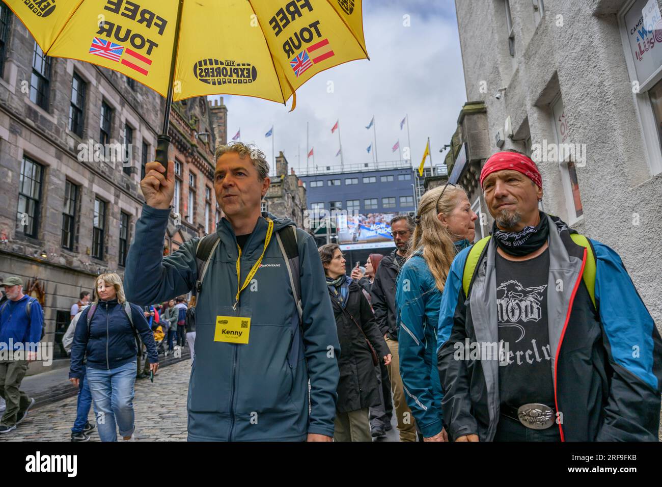 Umbrella tour guide hi-res stock photography and images - Alamy