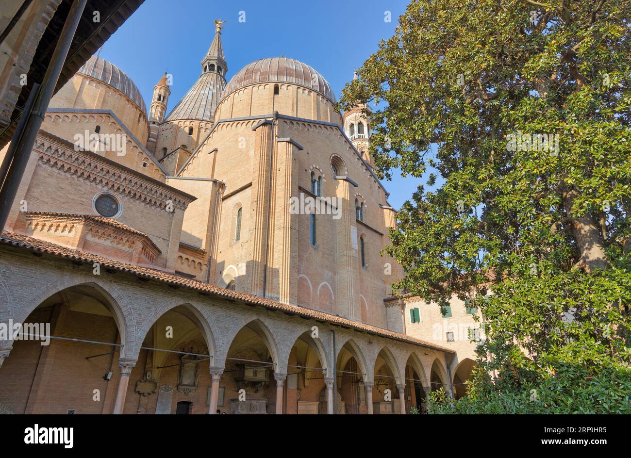 Basilica of Saint Anthony in Padua Italy Stock Photo - Alamy