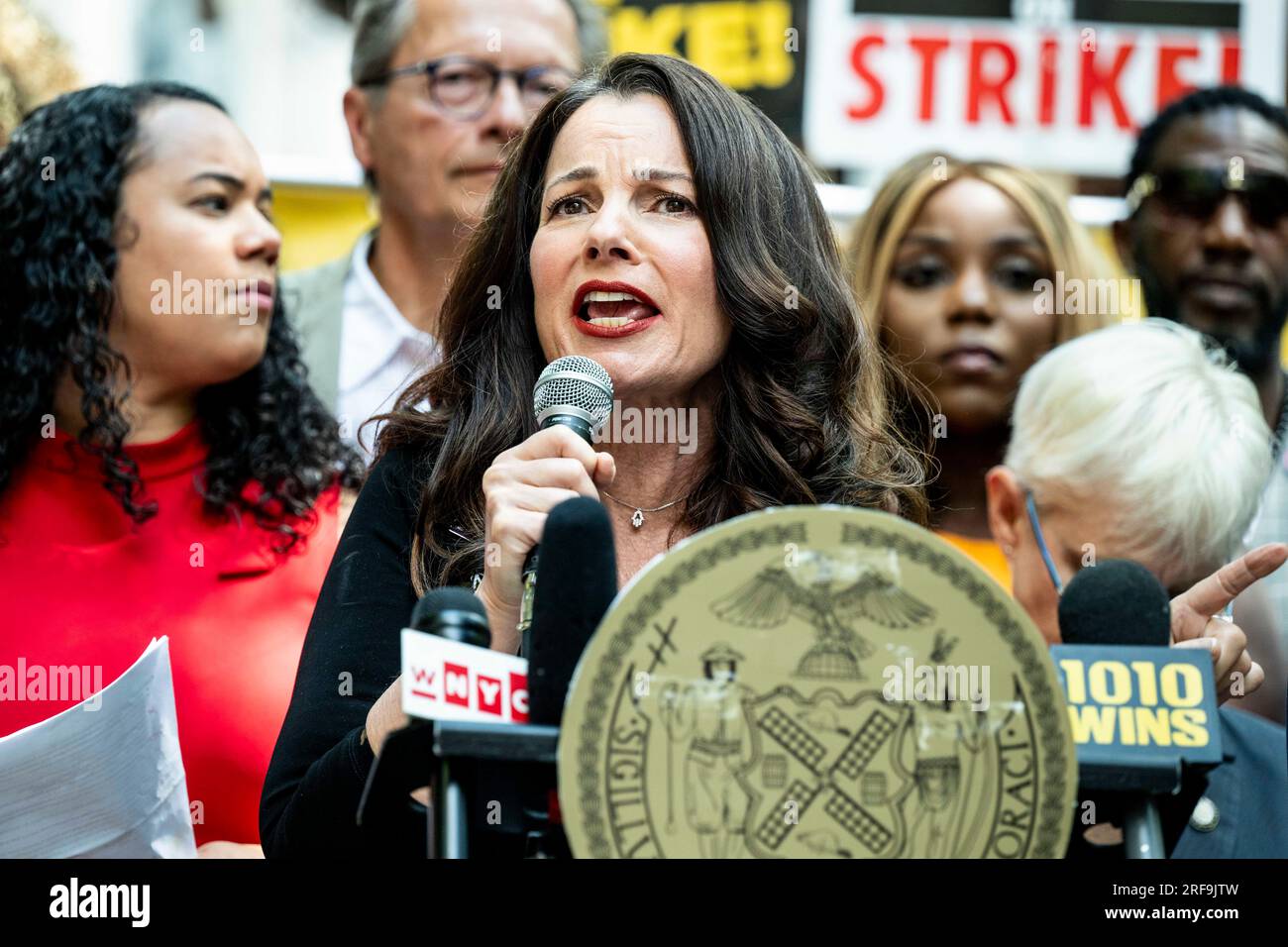 Actors unions hi-res stock photography and images - Alamy