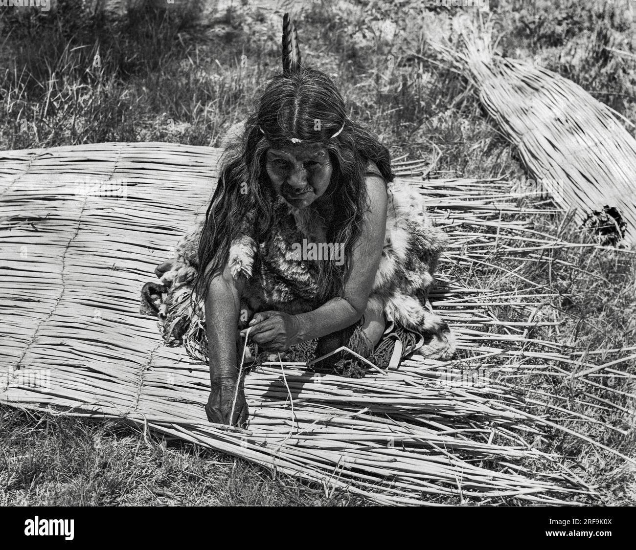 Yokuts hi-res stock photography and images - Alamy