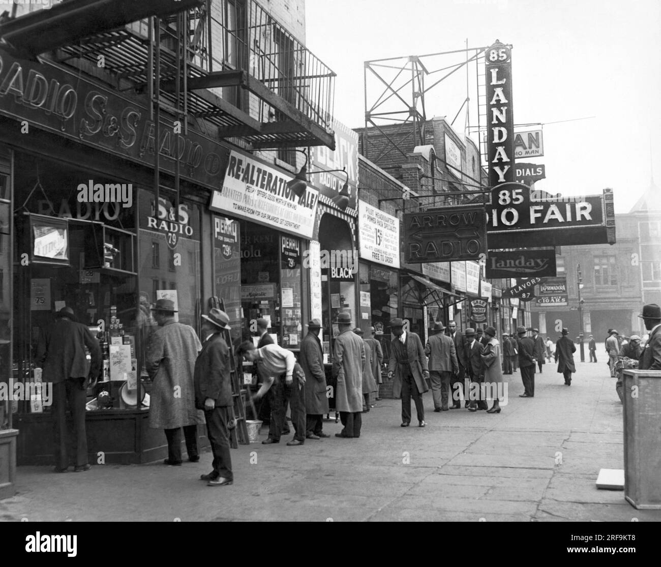 New York, New York: 1927 Cortlandt Street, otherwise known as "Radio ...