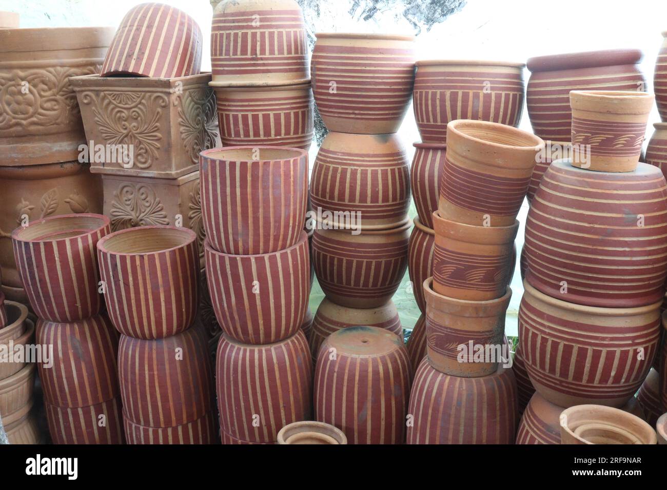 big earthen jar clay jar pottery jar Thai jar handicraft for tree and ...