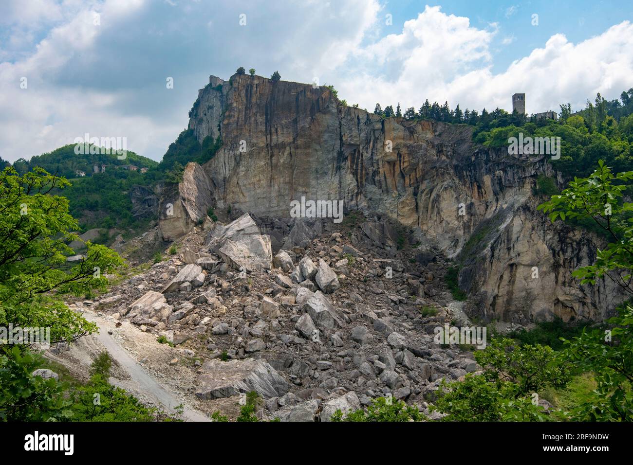 Cliff Collapse in Rural Area Stock Photo - Alamy