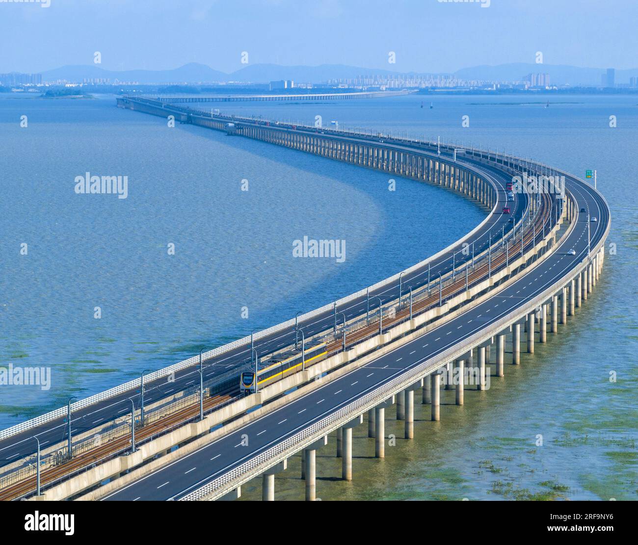 Shijiu lake hi-res stock photography and images - Alamy