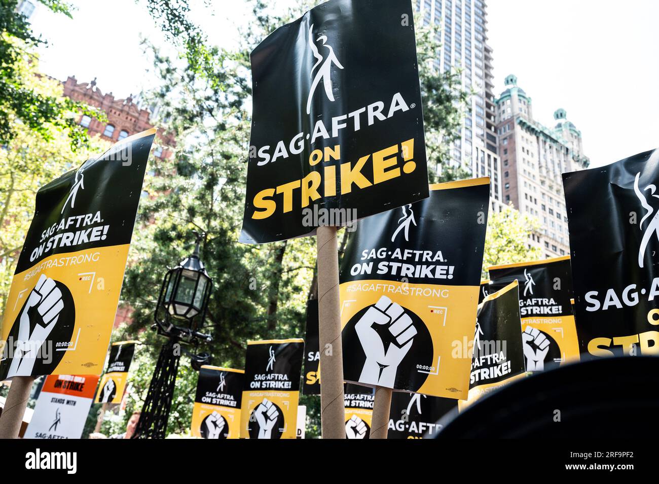 Actors unions hi-res stock photography and images - Alamy