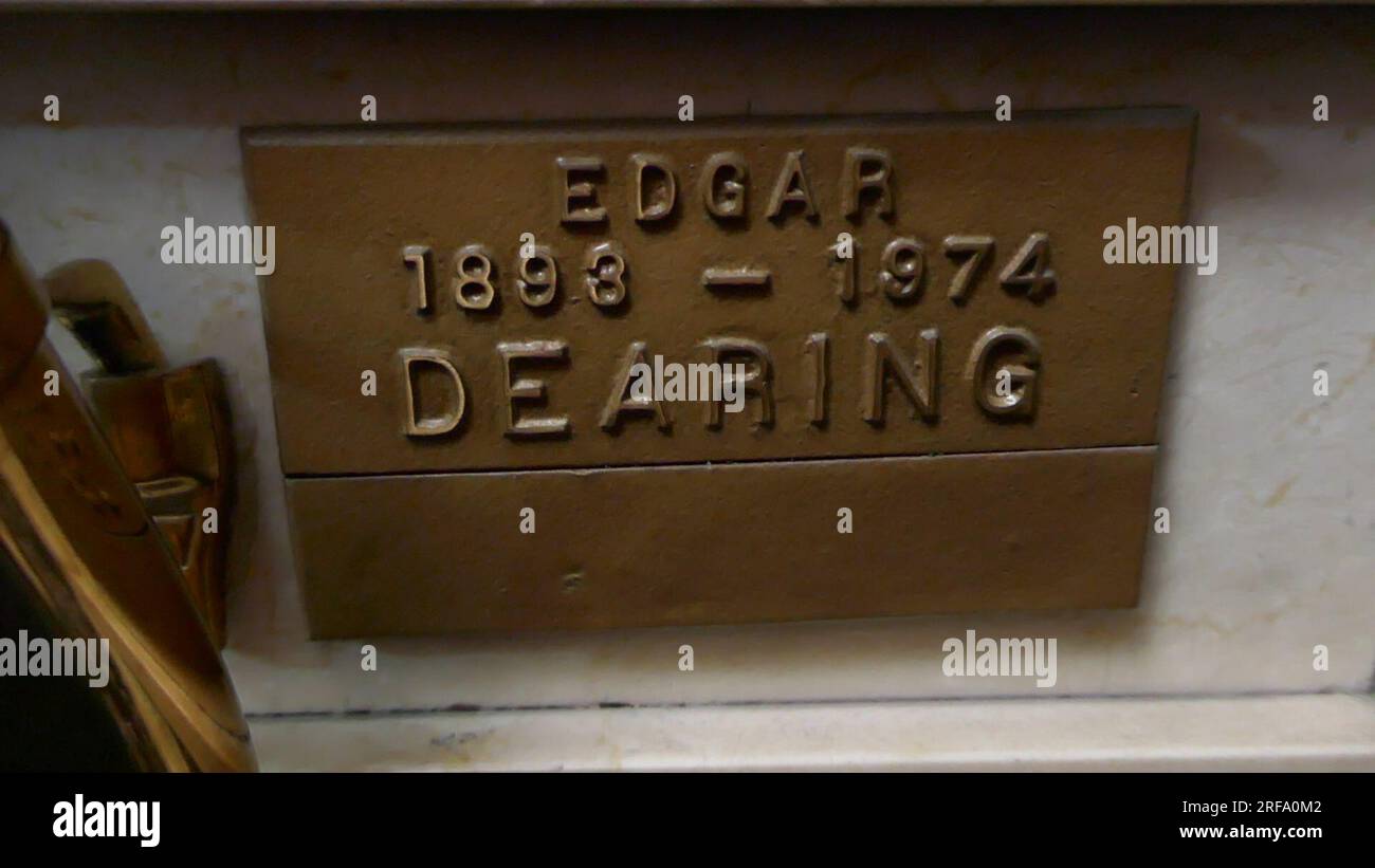 Los Angeles, California, USA 1st August 2023 Actor Edgar Dearing Grave ...