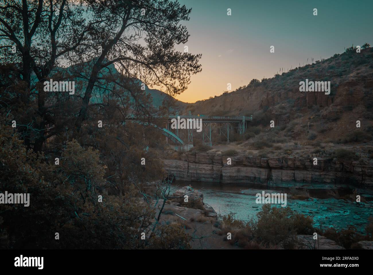 Apache bridge hi-res stock photography and images - Alamy