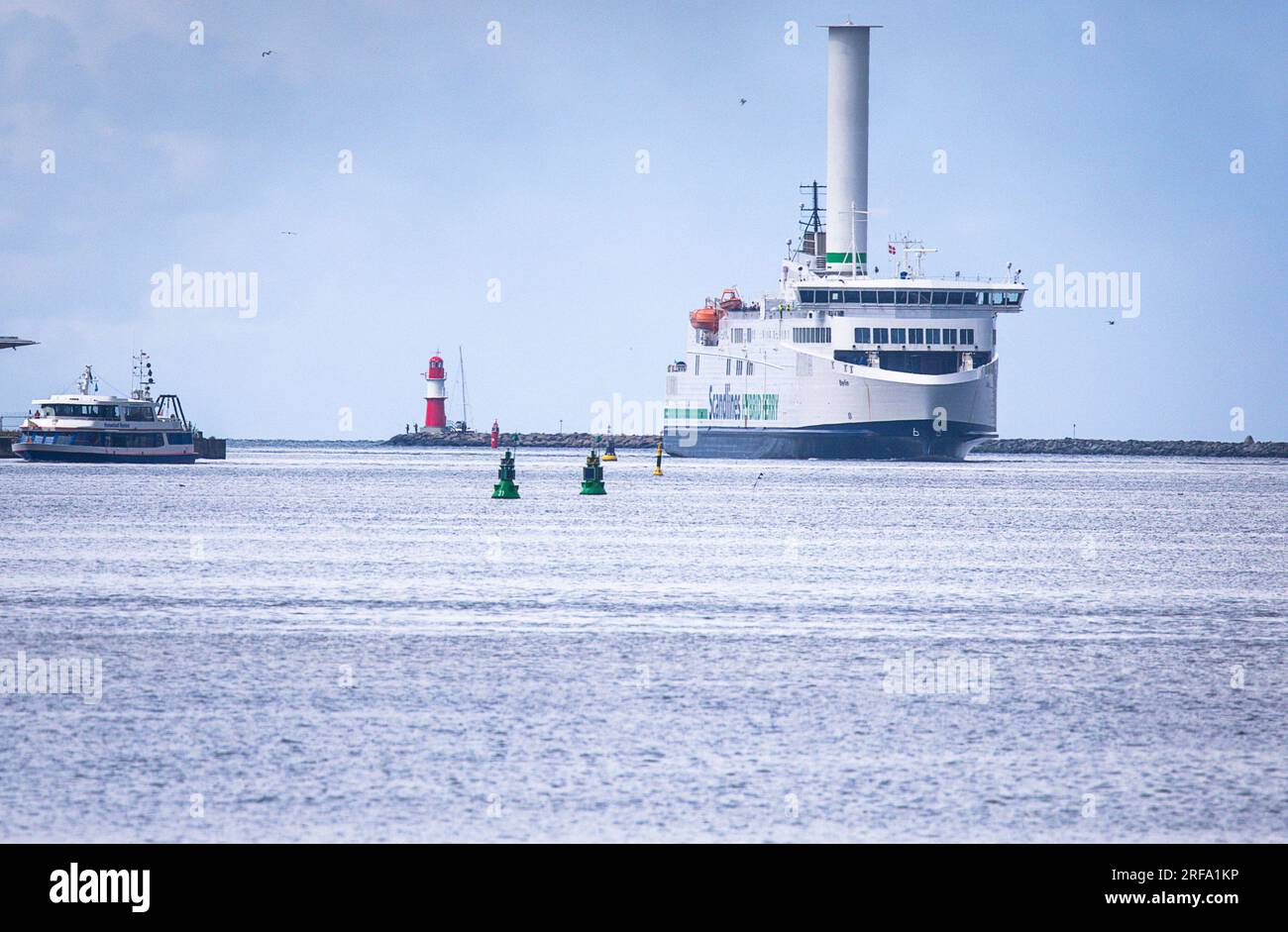 Fremantle highway ship hi-res stock photography and images - Alamy