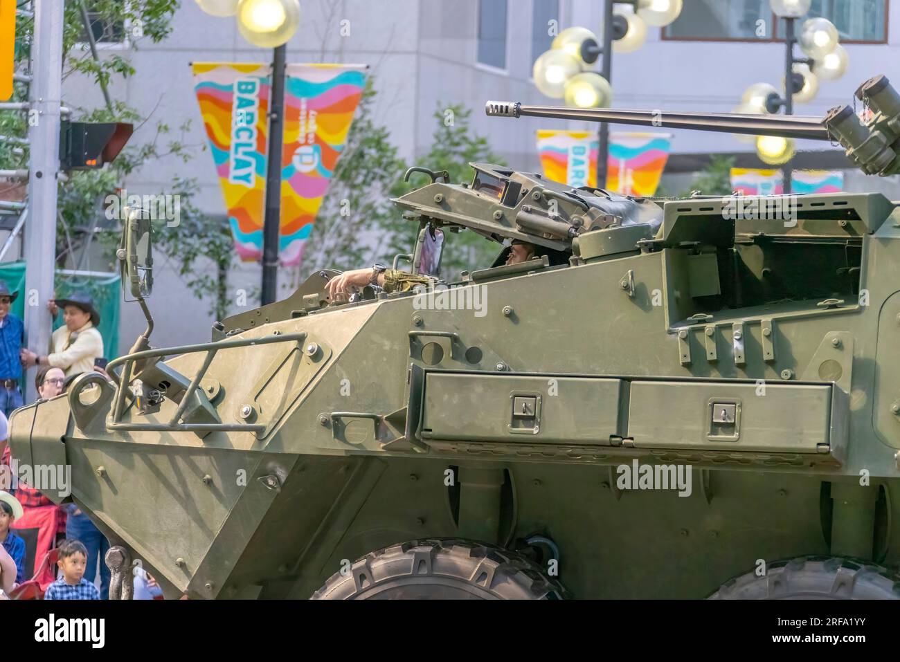 Canadian soldier gun armoured vehicle parade army machine gun hi-res ...