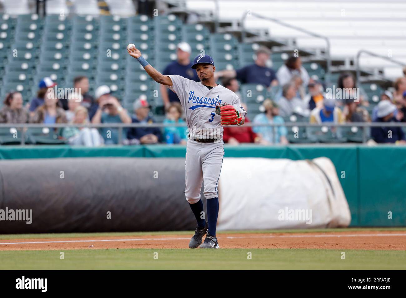 Pensacola Blue Wahoos third baseman Jose Devers (3) on defense against ...