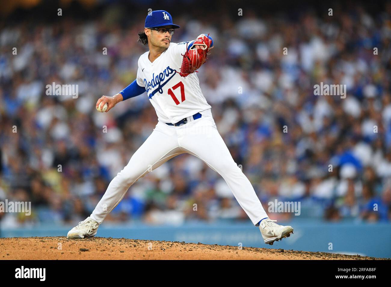 LOS ANGELES, CA - JULY 29: Los Angeles Dodgers Pitcher Joe Kelly throws ...