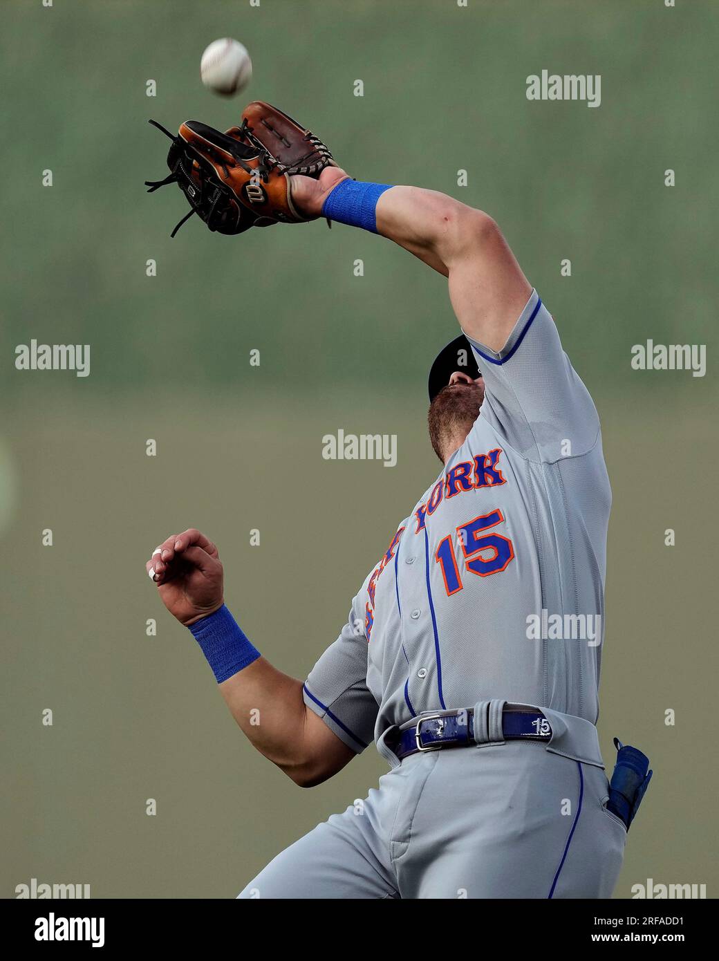 New York Mets second baseman Danny Mendick catches a fly ball for the ...
