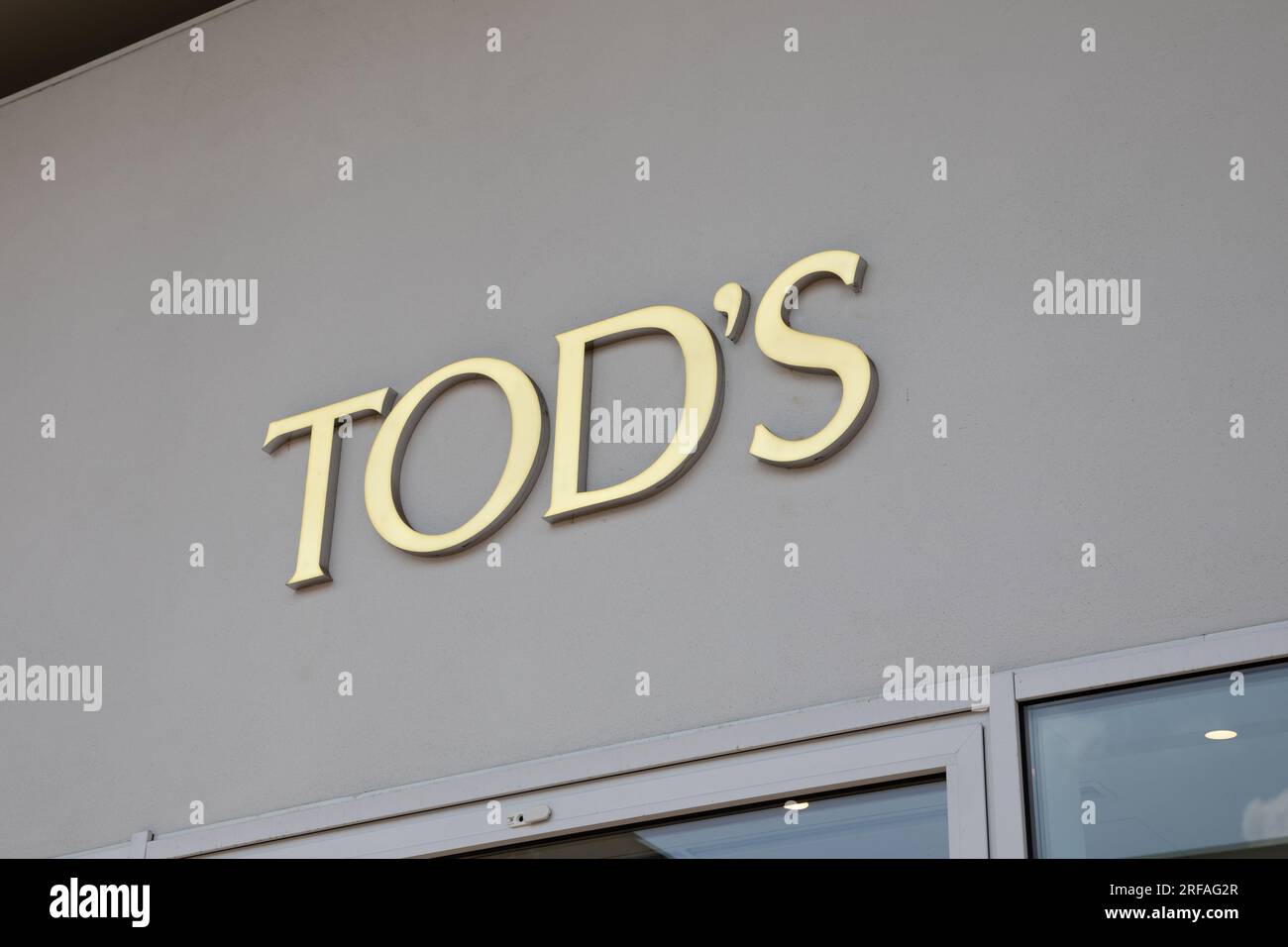 Tods logo hi-res stock photography and images - Alamy