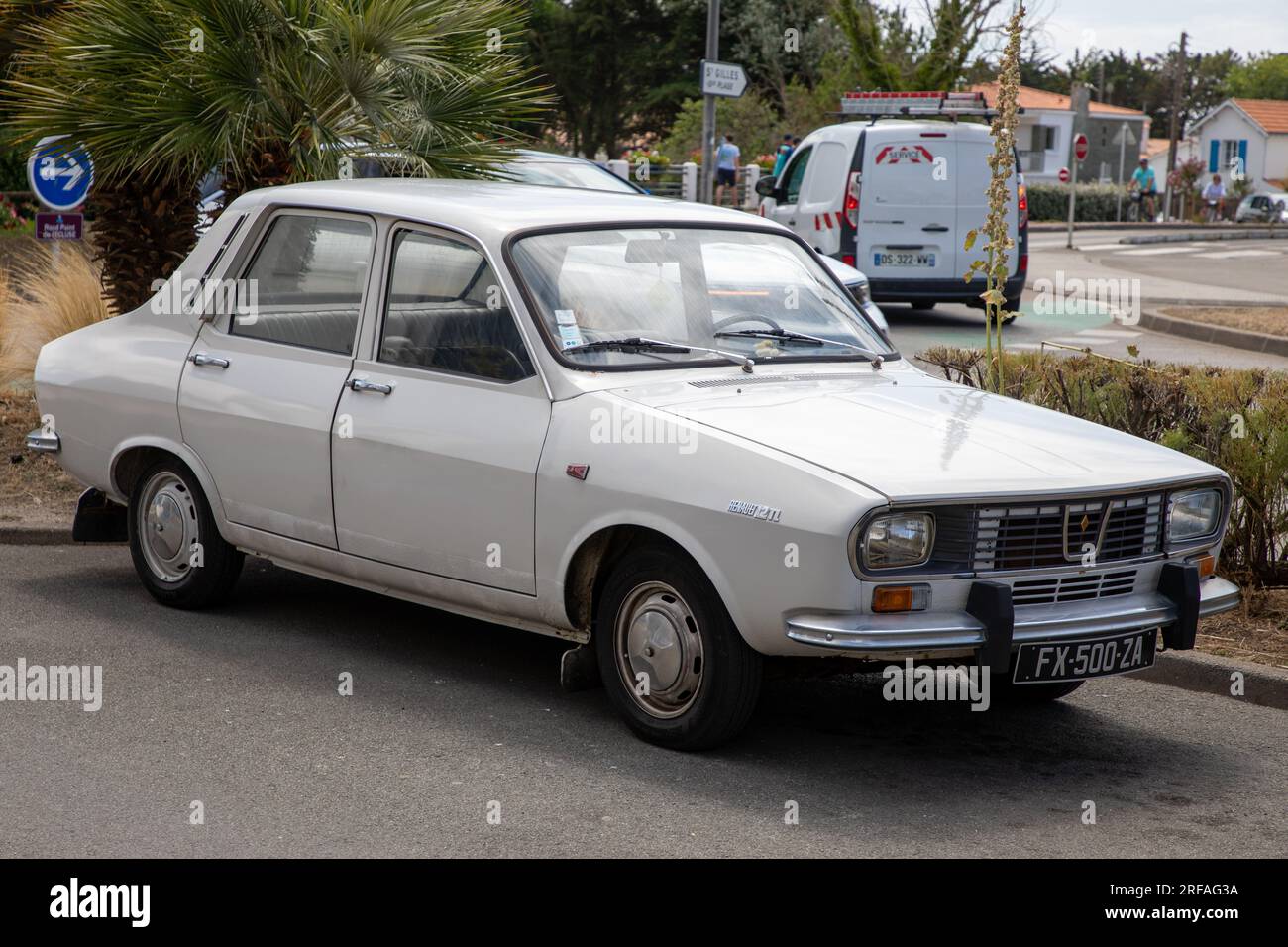 Bordeaux , France - 08 01 2023 : Renault 12 vintage retro car side view ...