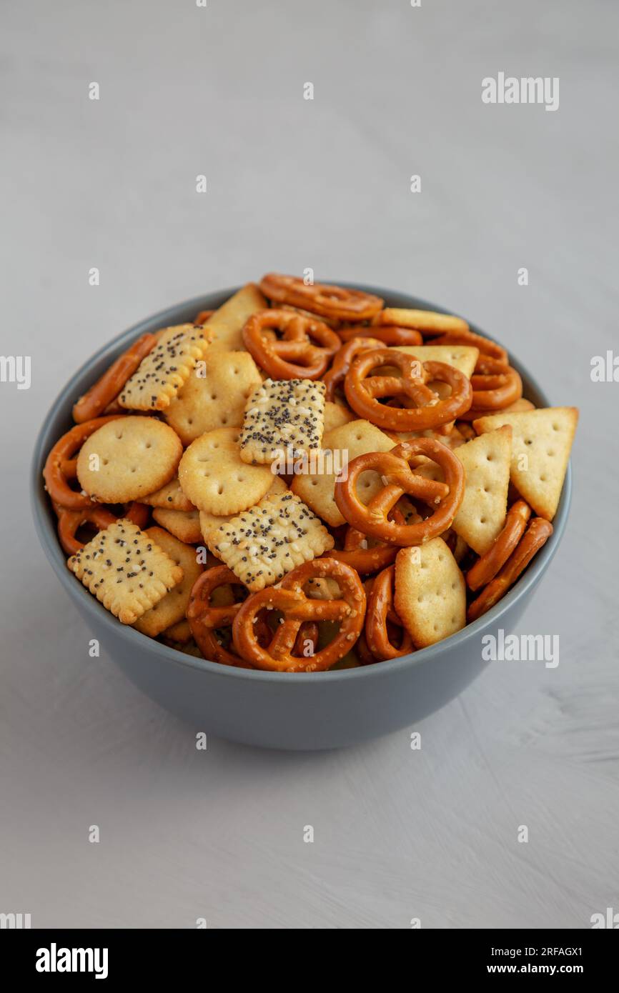 Brezel crackers mix hi-res stock photography and images - Alamy