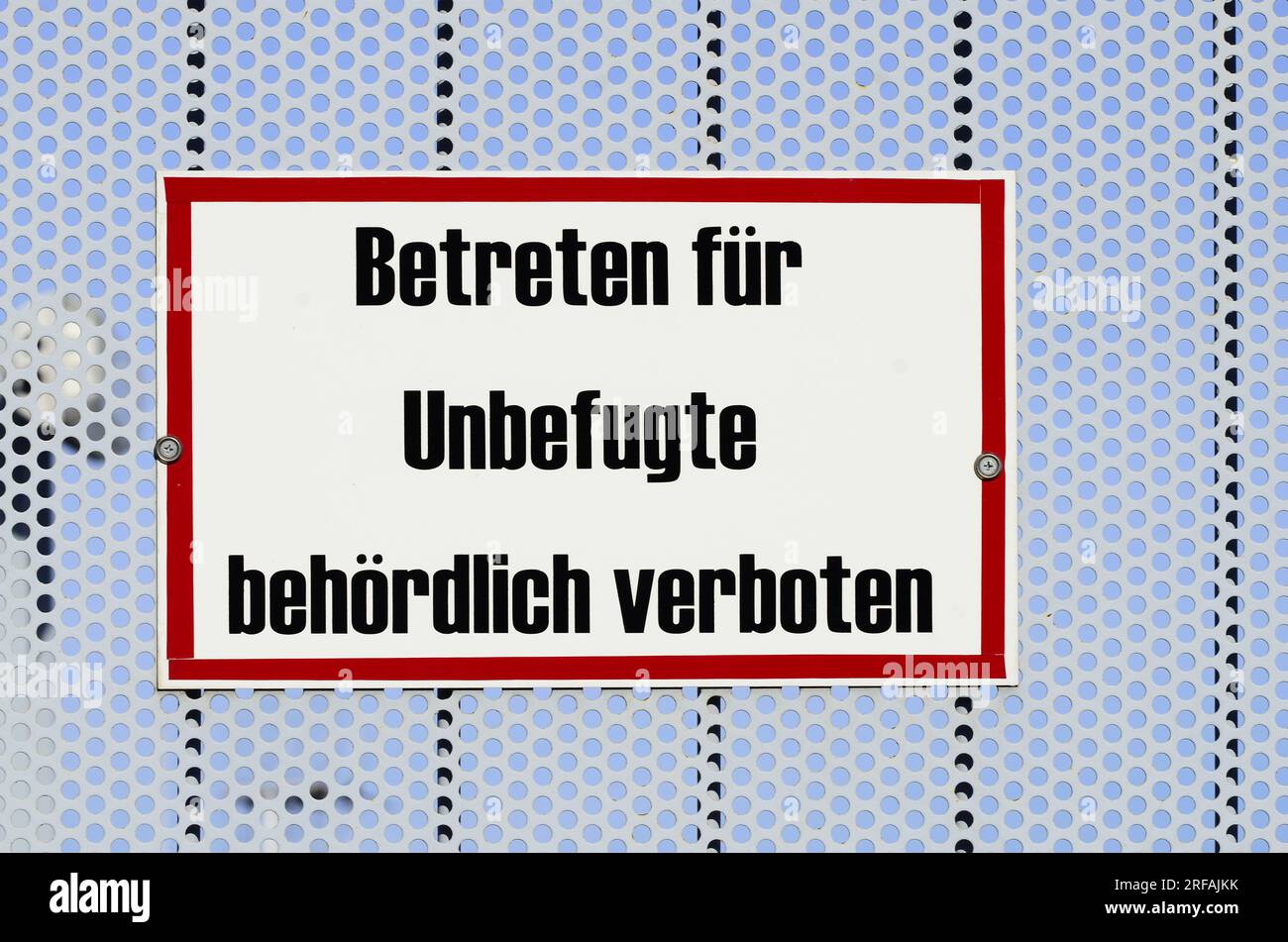Vienna, Austria. February 06, 2016. Trespassing forbidden by the ...