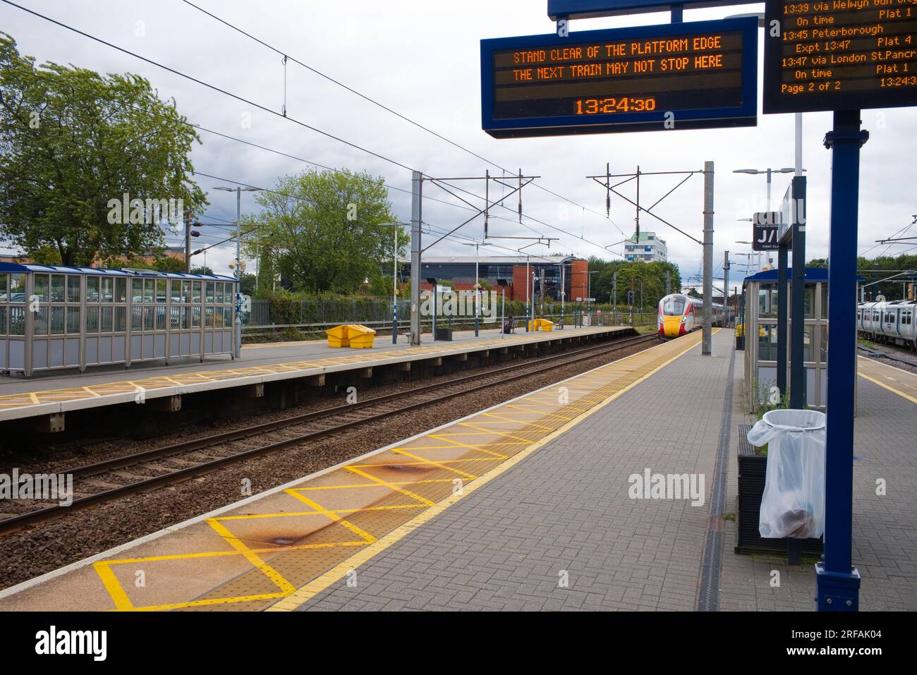 Train station warning sign hi-res stock photography and images - Alamy