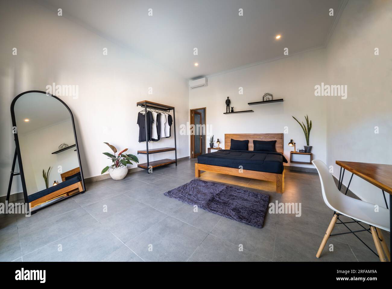 Messed up room hi-res stock photography and images - Alamy