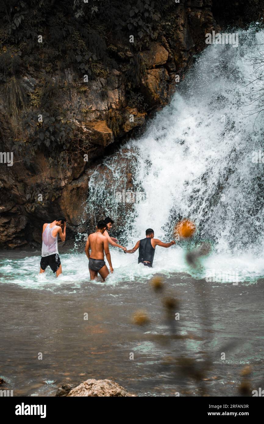 Refreshing waterfall hi-res stock photography and images - Alamy