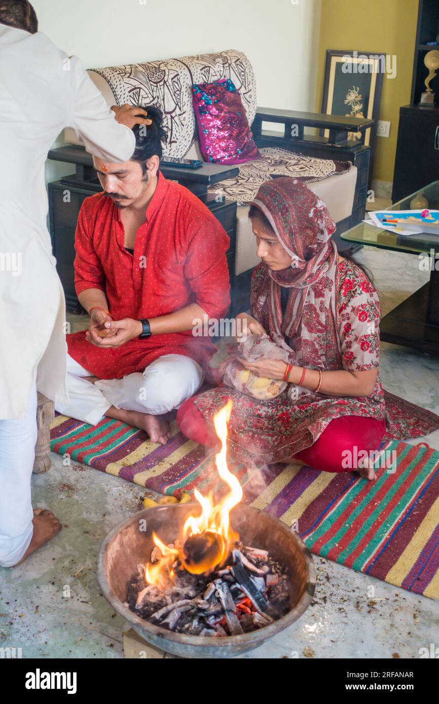 Oct.14th 2022 Uttarakhand, India. Captivating moment of Indian married ...