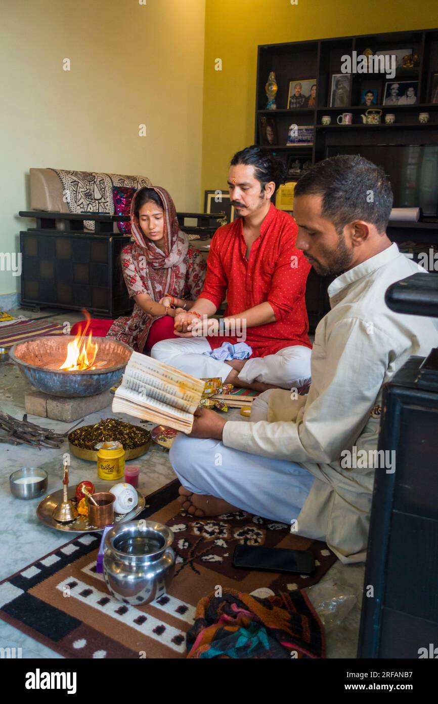 Oct.14th 2022 Uttarakhand, India. Captivating moment of Indian married ...