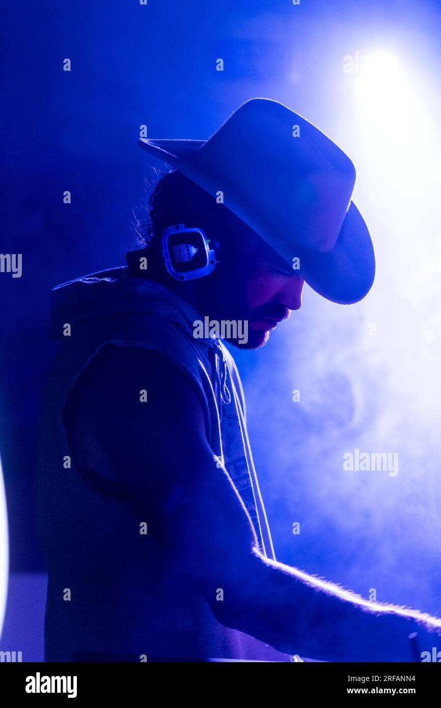 Disco cowboy hat hi-res stock photography and images - Alamy