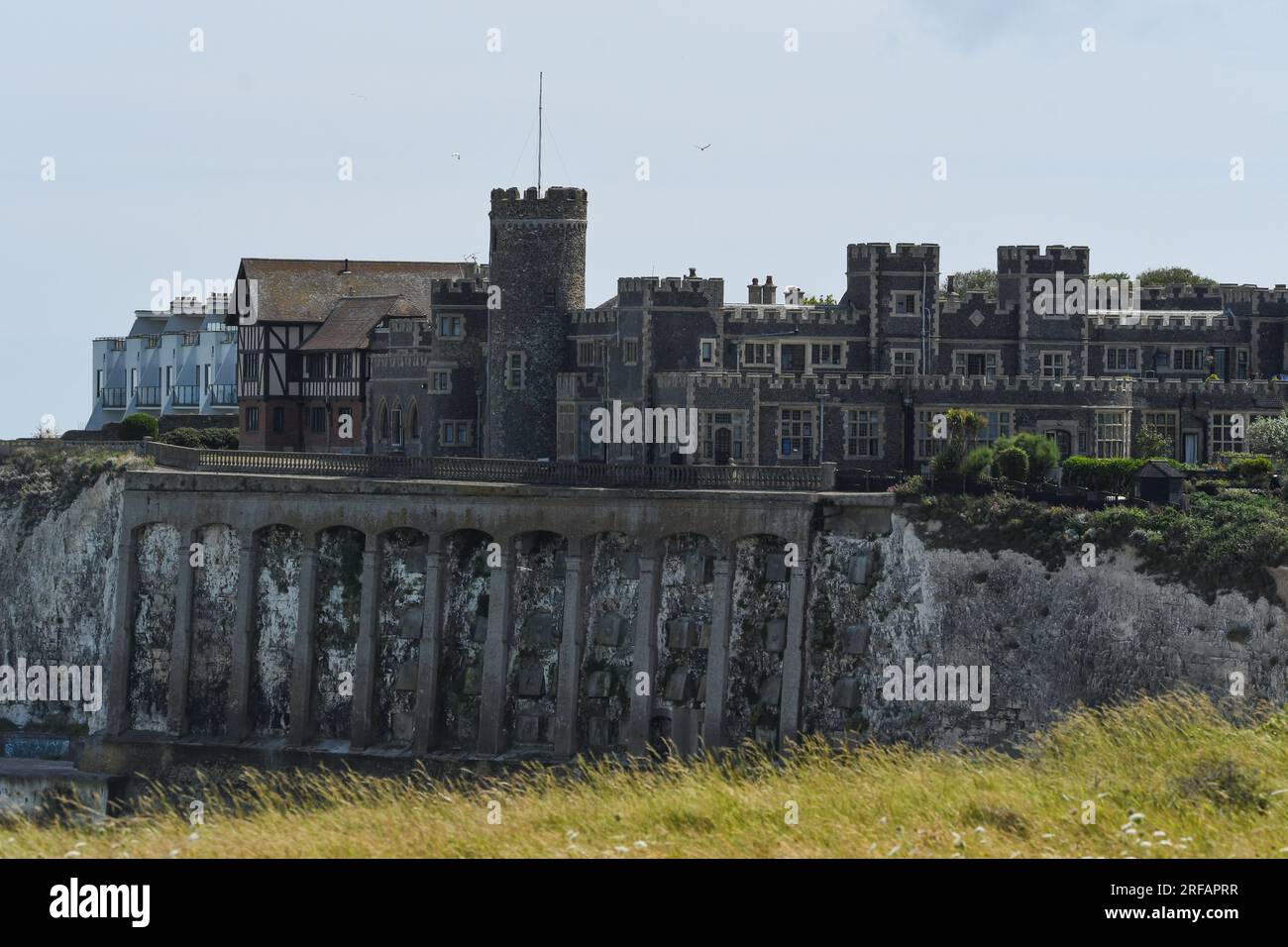 Kingsgate castle at broadstairs hi-res stock photography and images - Alamy