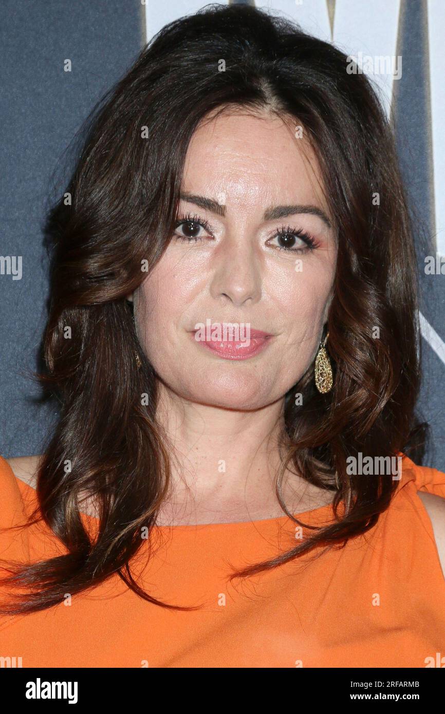 Caroline correa hi-res stock photography and images - Alamy