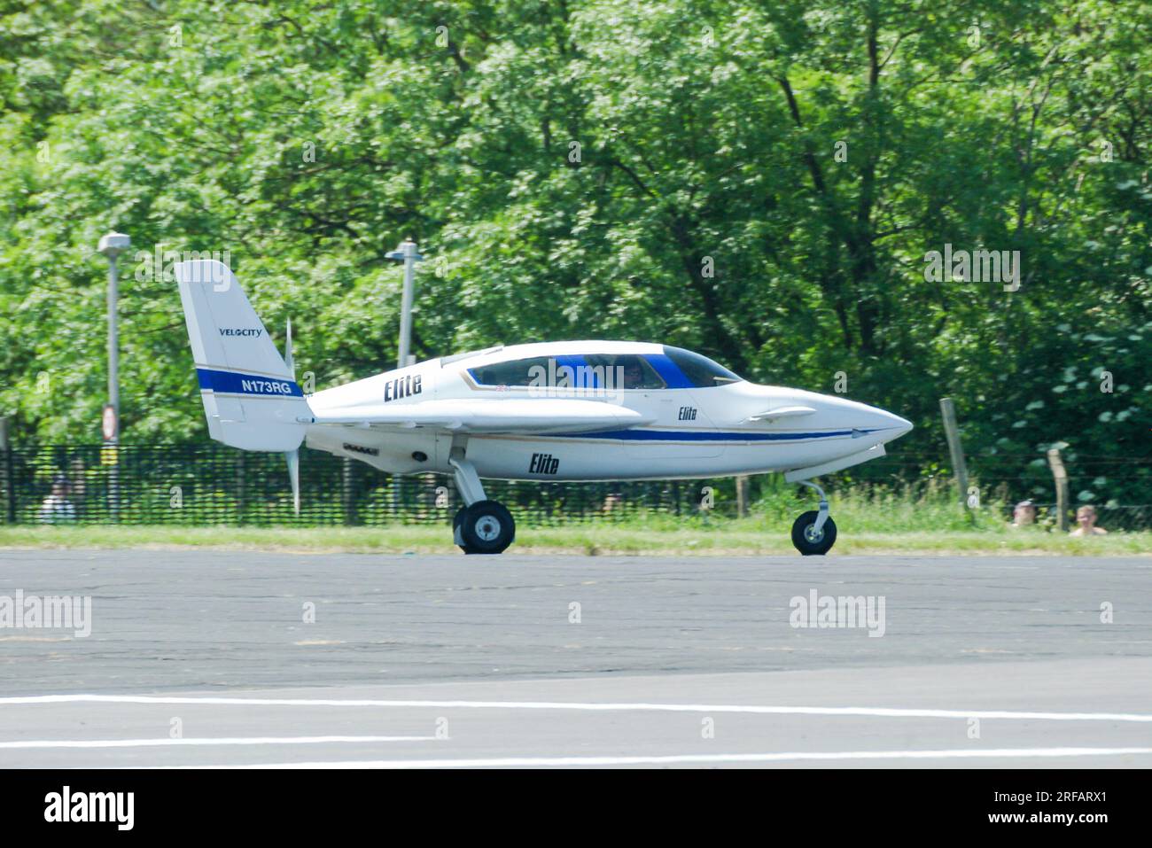 Velocity Model 173 SE (Standard Elite) plane N173RG, entry level canard pusher aircraft from ...