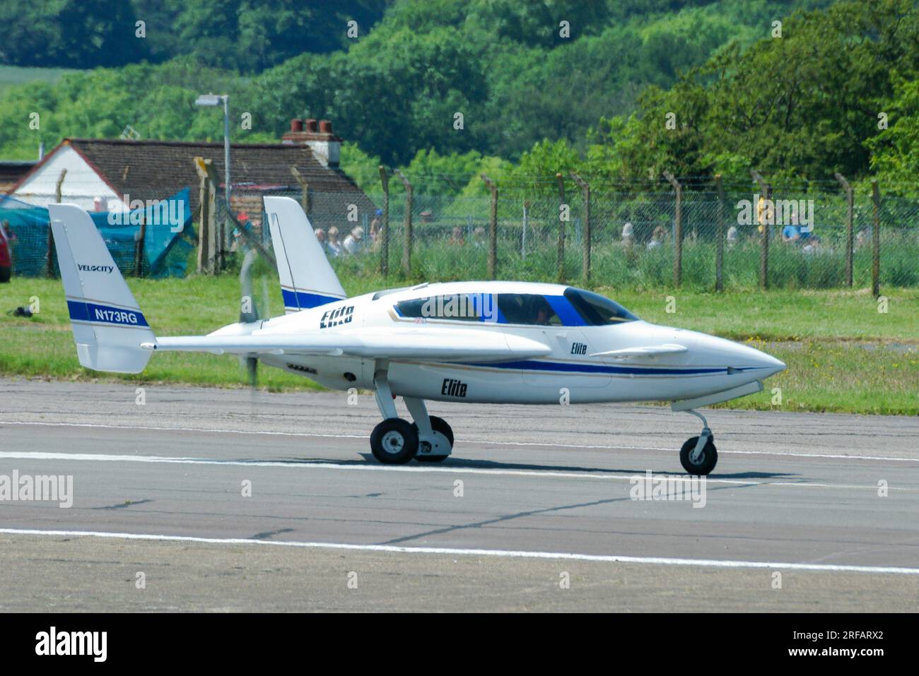 Velocity Model 173 SE (Standard Elite) plane N173RG, entry level canard pusher aircraft from ...