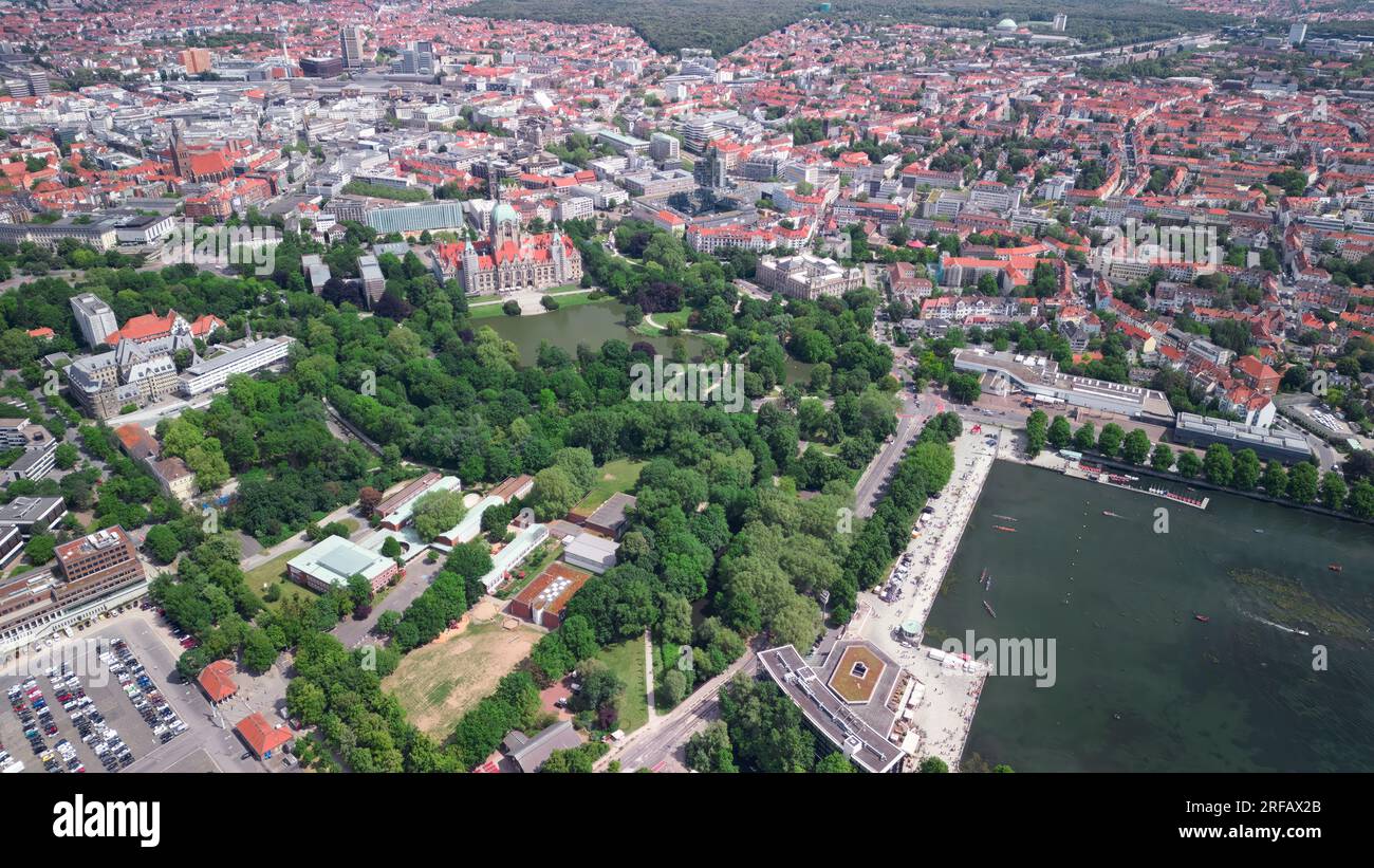 Aerial view of the city hall of hannover hi-res stock photography and ...