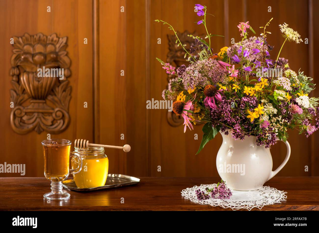 Bouquet medicinal plants tea hi-res stock photography and images - Alamy