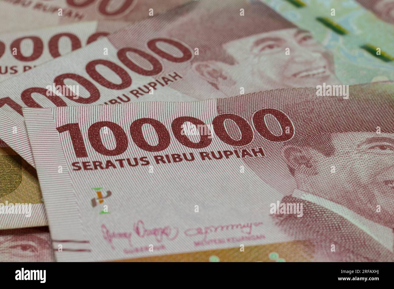 Indonesian rupiah note hi-res stock photography and images - Alamy