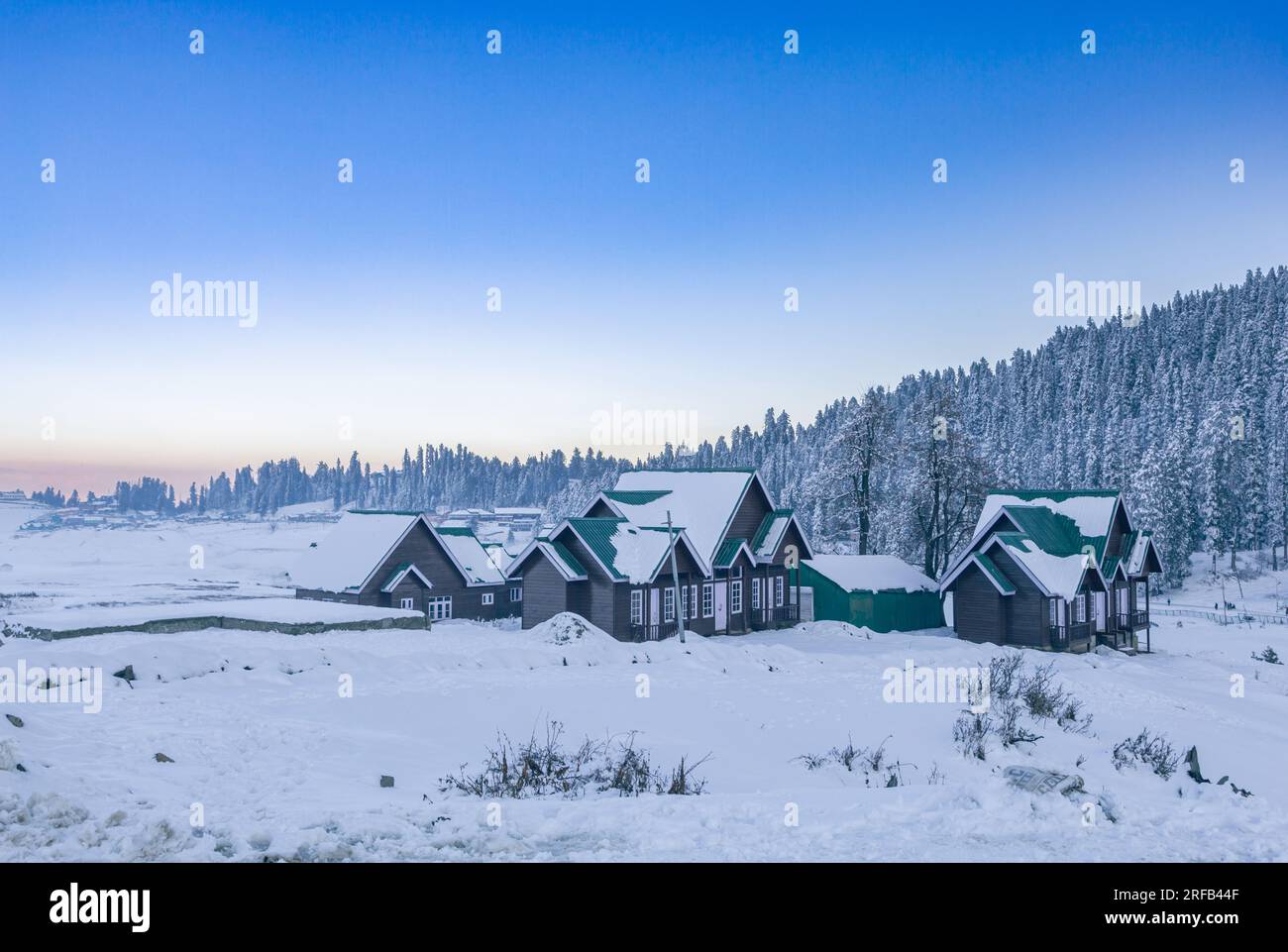 Kashmir winter escape hi-res stock photography and images - Alamy