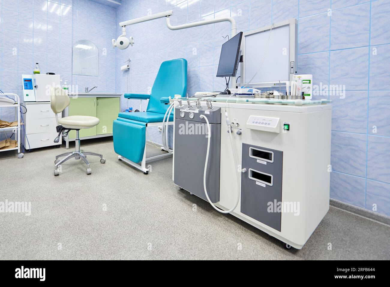 Otolaryngology equipment hi-res stock photography and images - Alamy