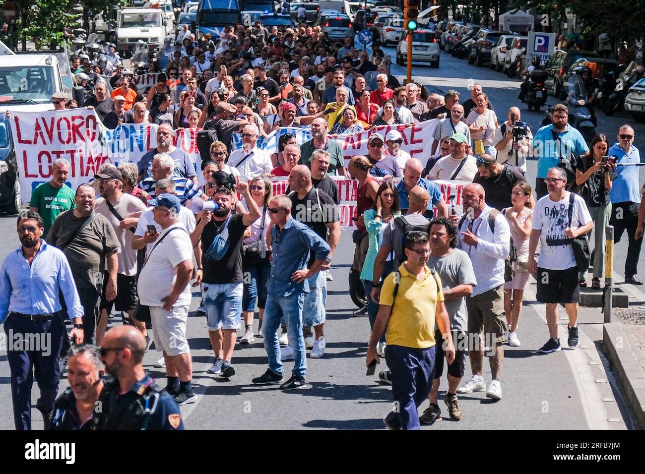 Demonstration in Naples to protest against the abolition of citizenship ...