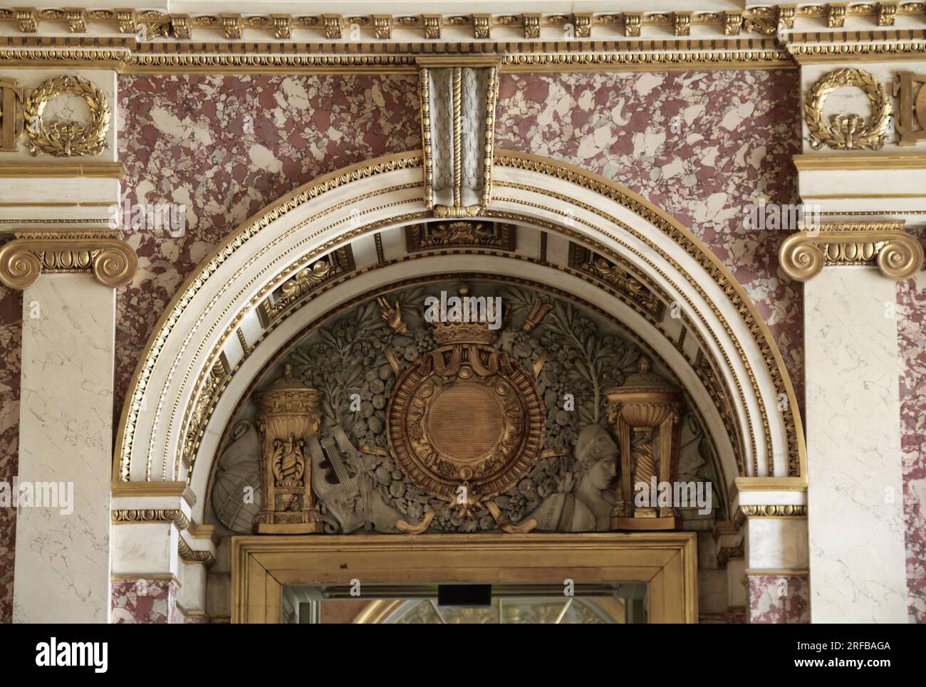 Some architectural details of the building that houses the Louvre ...
