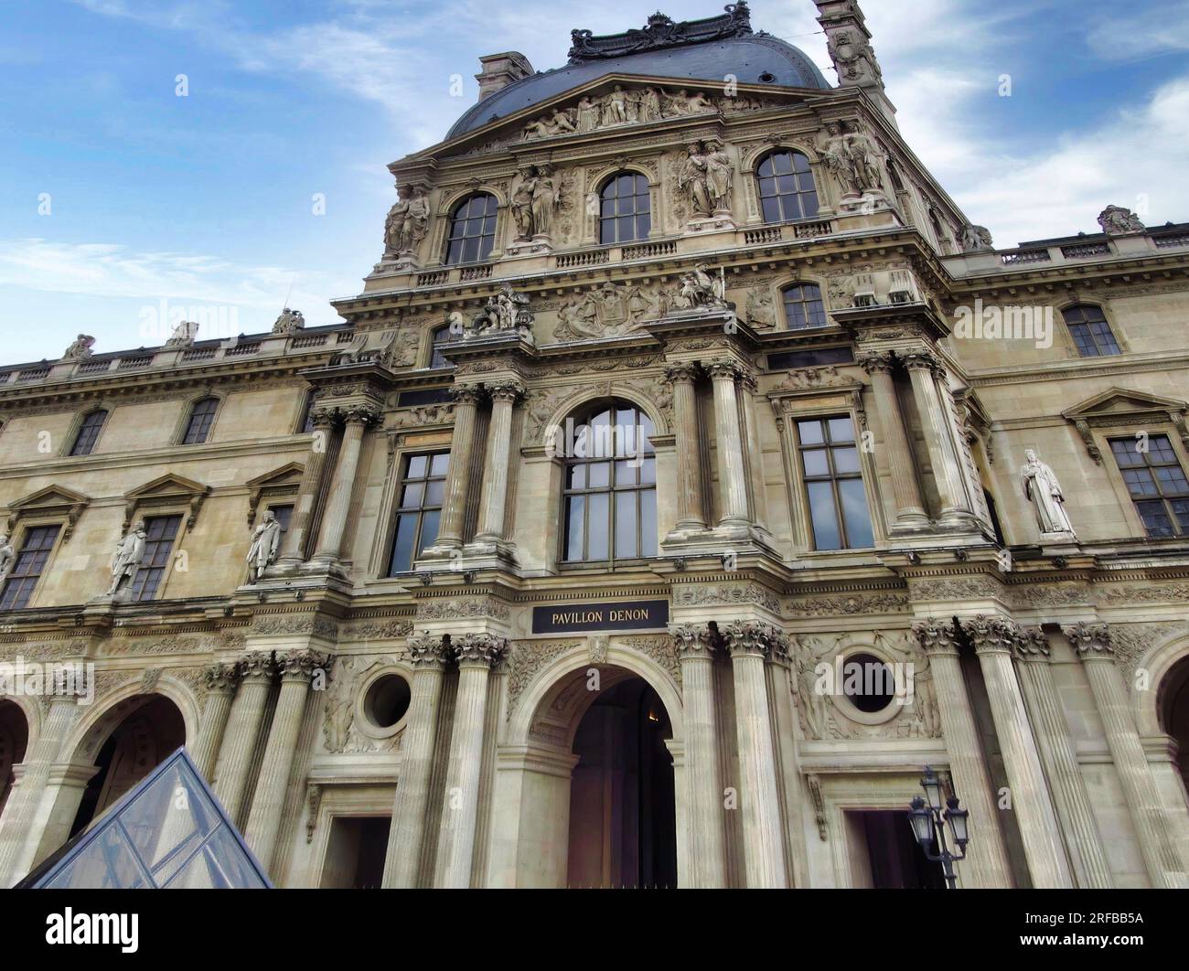 The wonderful building that houses the Louvre museum in Paris, France ...