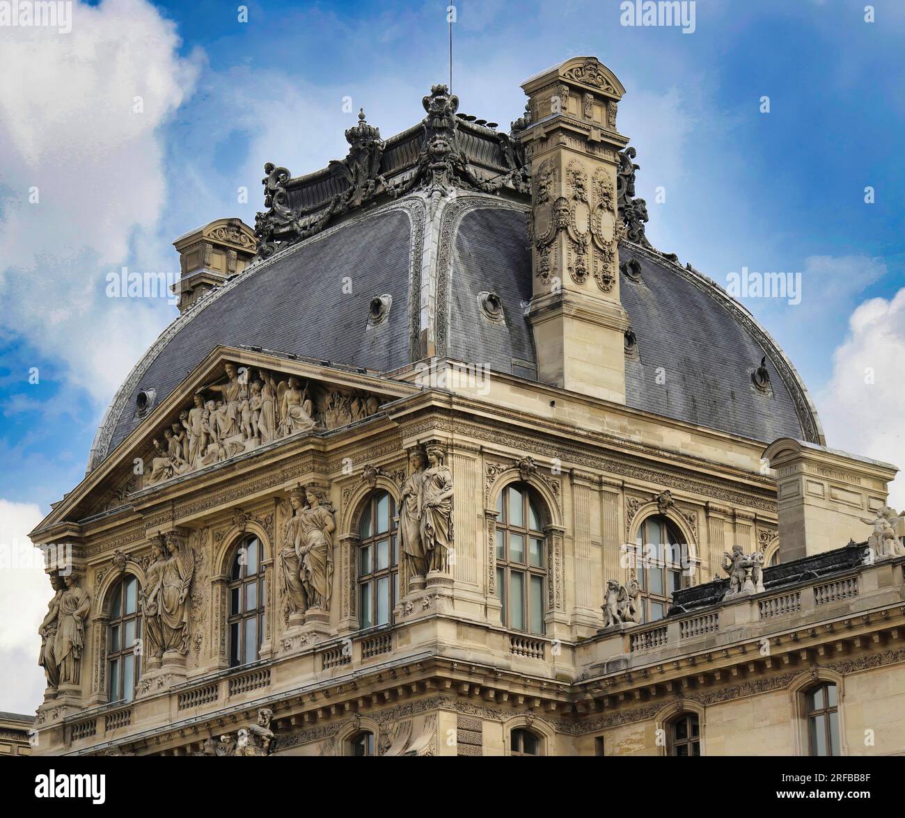 The wonderful building that houses the Louvre museum in Paris, France ...