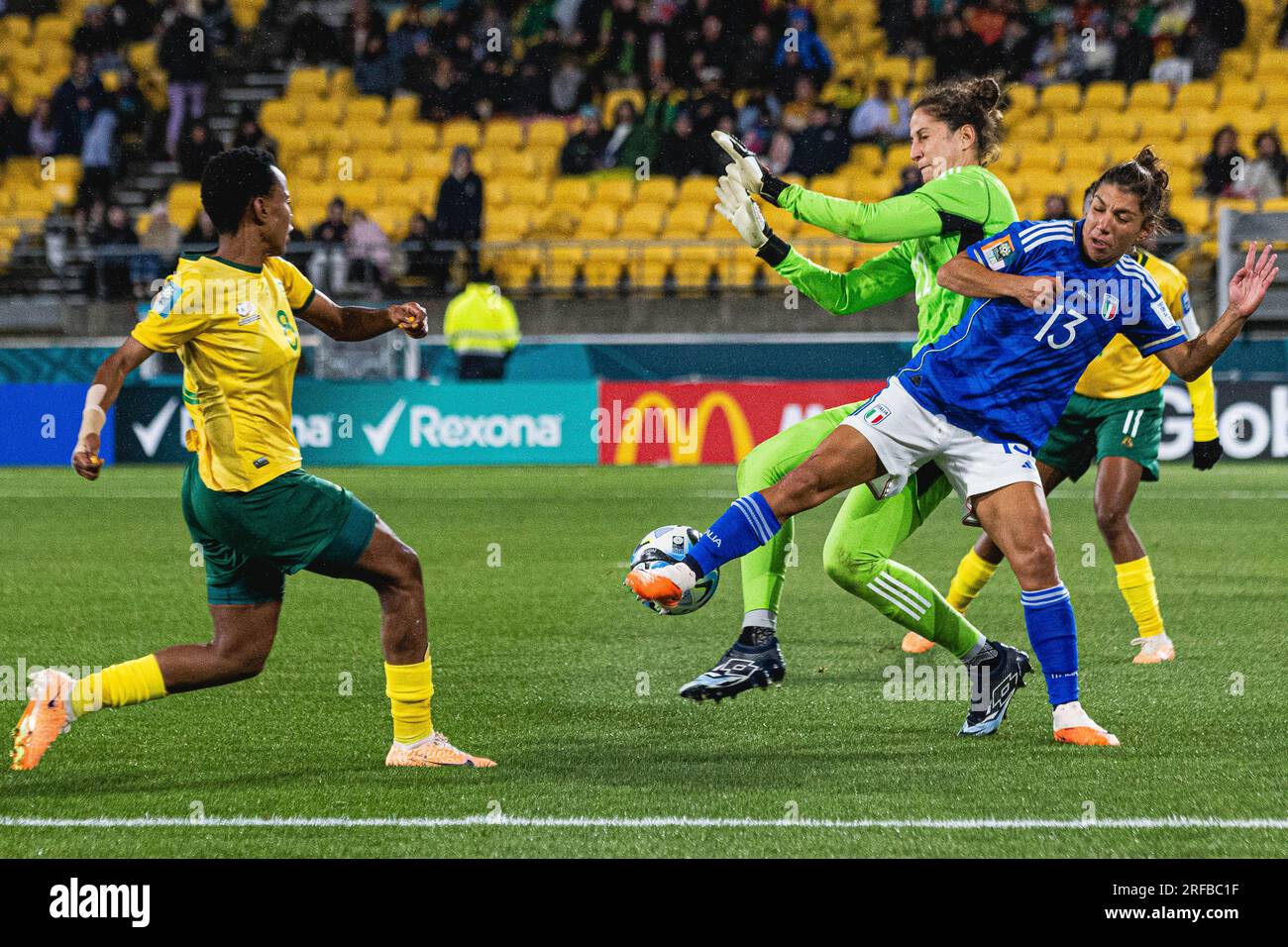Wellington, Wellington, New Zealand. 2nd August, 2023. Hildah Magaia #8 of South Africa fires ...