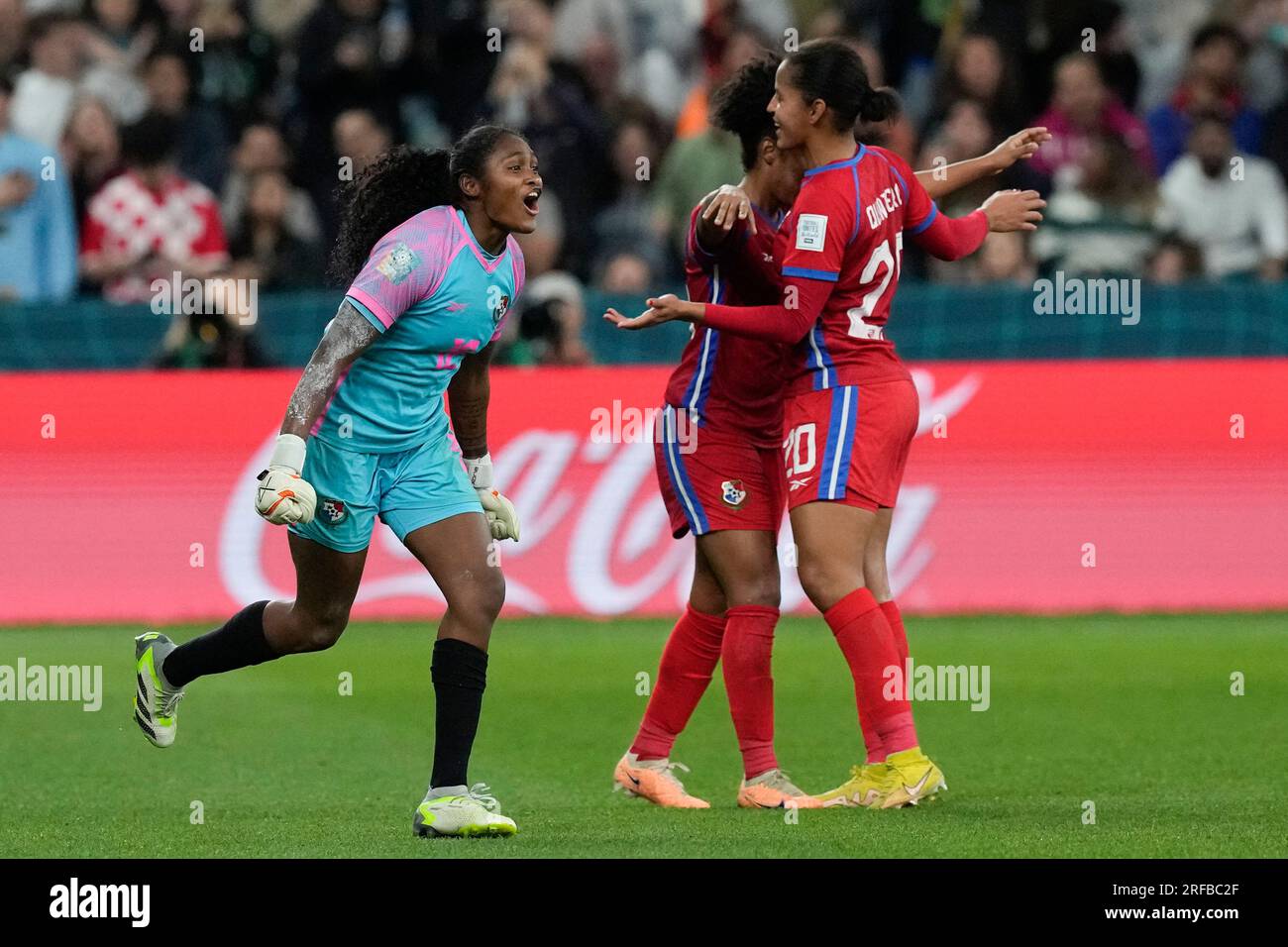 Panama's goalkeeper Yenith Bailey celebrates after Lineth Cedeno scored ...