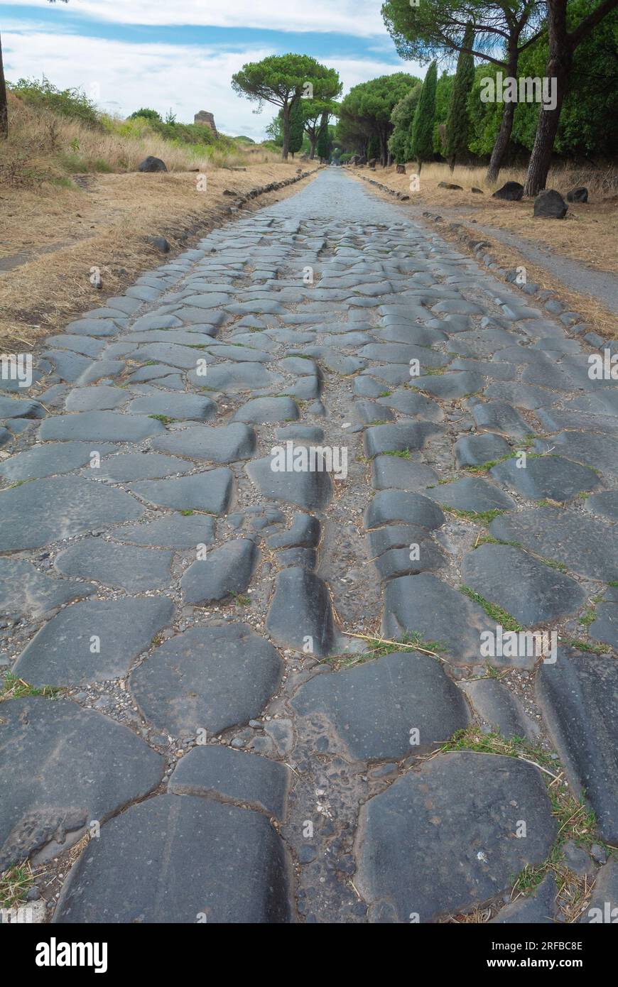 Roman roads hi-res stock photography and images - Alamy